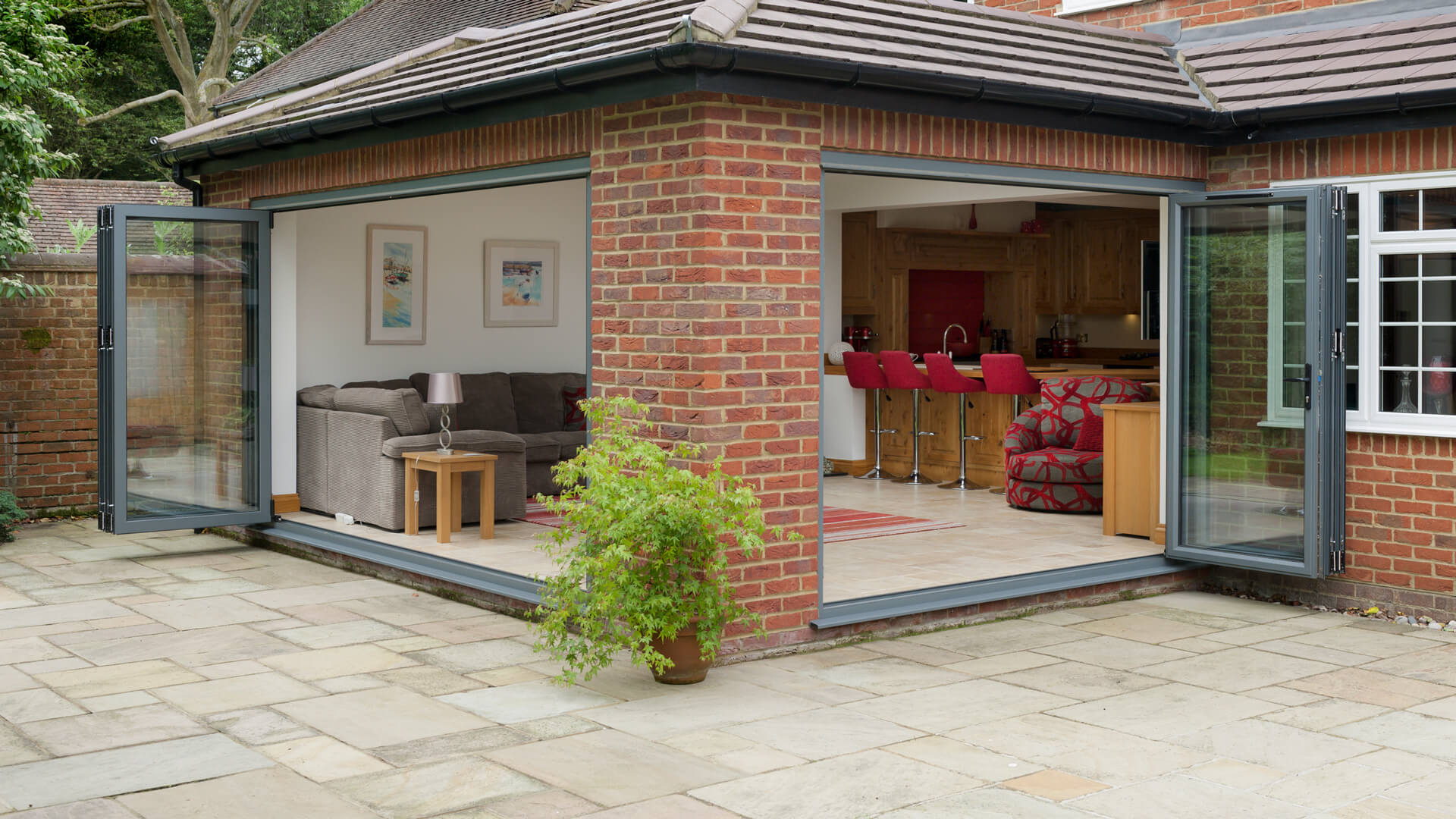 Replacement Doors | UPVC, Aluminium & Composite Doors from ERG Scotland